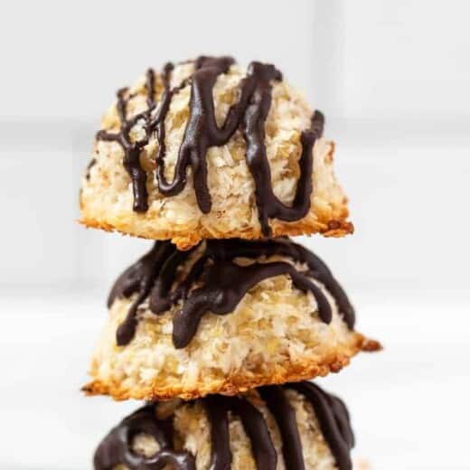 Quinoa Coconut Macaroons | Simply Quinoa