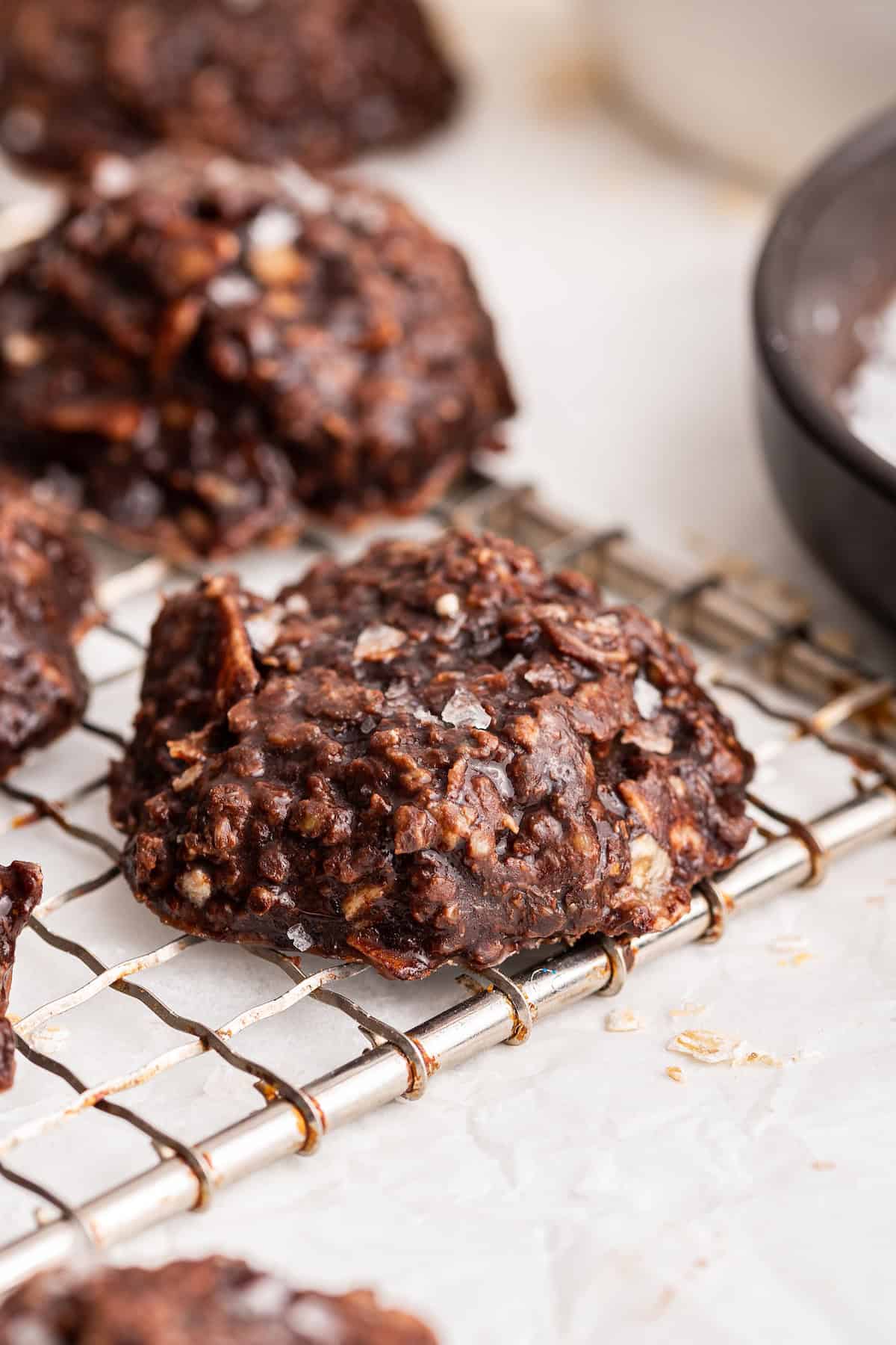No-Bake Chocolate Cookies | Simply Quinoa