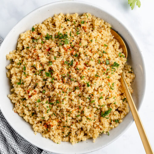Garlic Butter Quinoa {Only 5 Ingredients!} | Quinoa Recipes | Simply Quinoa