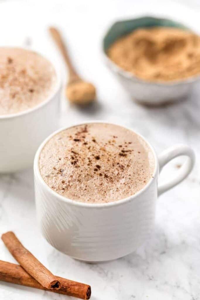 Vegan & Caffeine-Free Maca Latte - Simply Quinoa