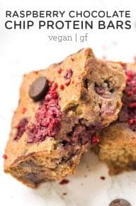 Raspberry Chocolate Chip Protein Bars - Simply Quinoa