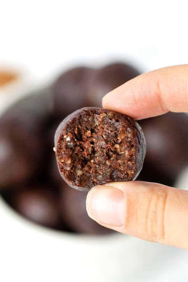 How to Make Energy Balls | Simply Quinoa
