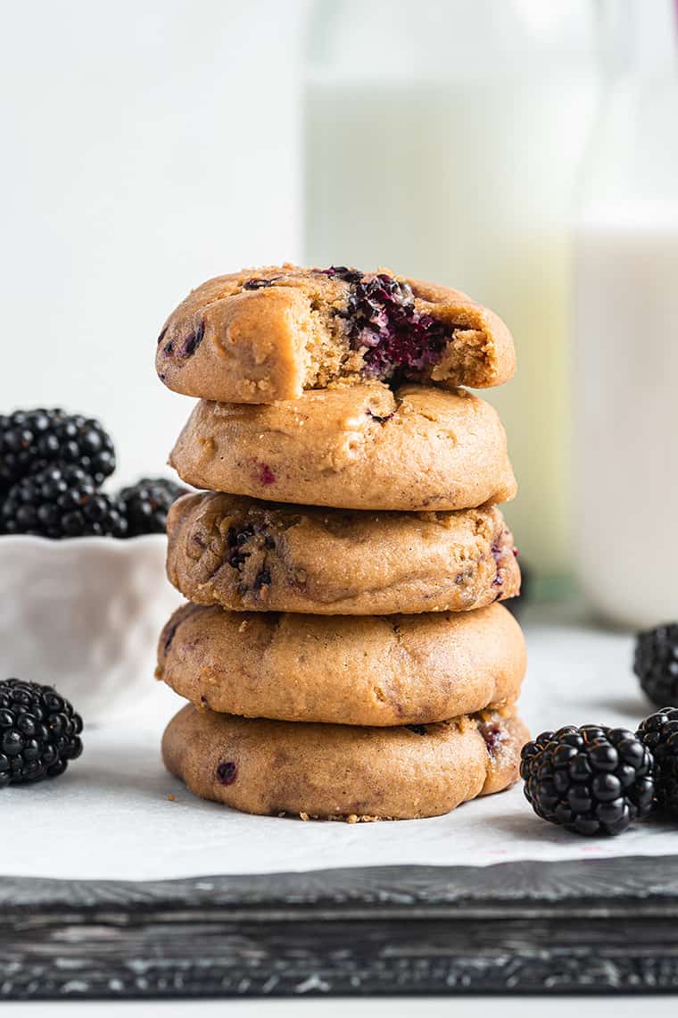 Healthy + Soft Blackberry Cookies | Simply Quinoa