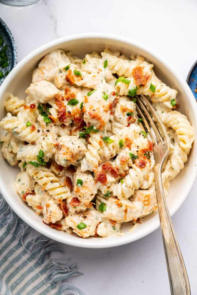 Chicken Bacon Ranch Pasta | Simply Quinoa